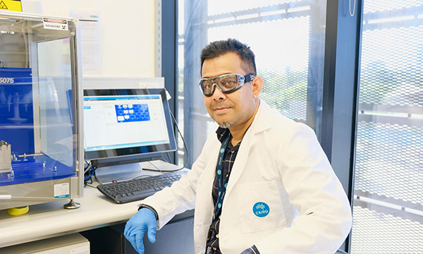 Chasing COVID-19: CSIRO scientists find fast, cheaper way to find ...